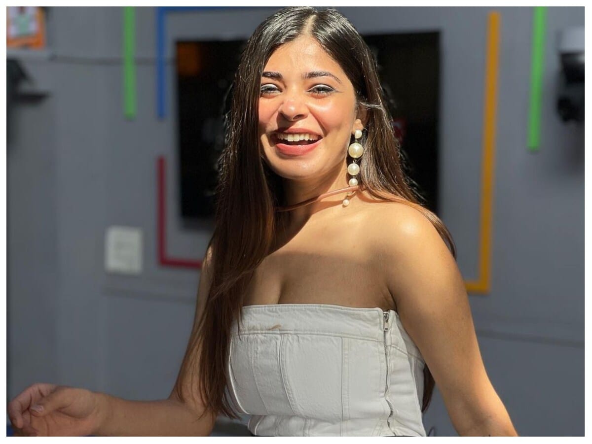 Top Female YouTubers in India 2025 | Find Out Here!